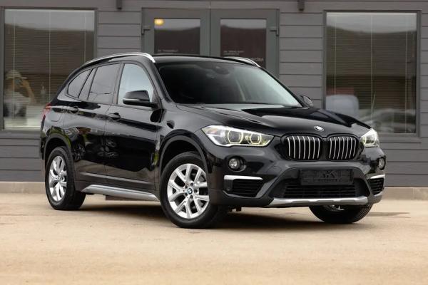 Melns BMW X1 2016 Jelgava, ar dzinēja tilpumu 2.00 L un nobraukumu 235 tūkst. km par 13850 €, foto 1 vietnē AUTOMOTO.COM.LV