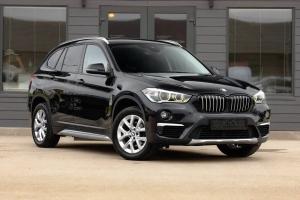 Black BMW X1 2016 in Jelgava, with an engine capacity of 2.00 L and mileage of 235 thousand km for 13850 €, photo  on AUTOMOTO.COM.LV