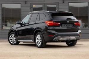 Black BMW X1 2016 in Jelgava, with an engine capacity of 2.00 L and mileage of 235 thousand km for 13850 €, photo 3 on AUTOMOTO.COM.LV