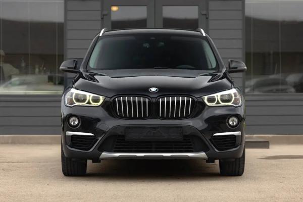 Melns BMW X1 2016 Jelgava, ar dzinēja tilpumu 2.00 L un nobraukumu 235 tūkst. km par 13850 €, foto 5 vietnē AUTOMOTO.COM.LV