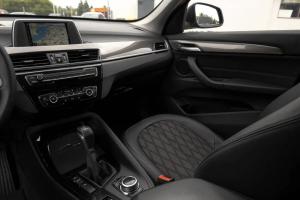Black BMW X1 2016 in Jelgava, with an engine capacity of 2.00 L and mileage of 235 thousand km for 13850 €, photo 14 on AUTOMOTO.COM.LV