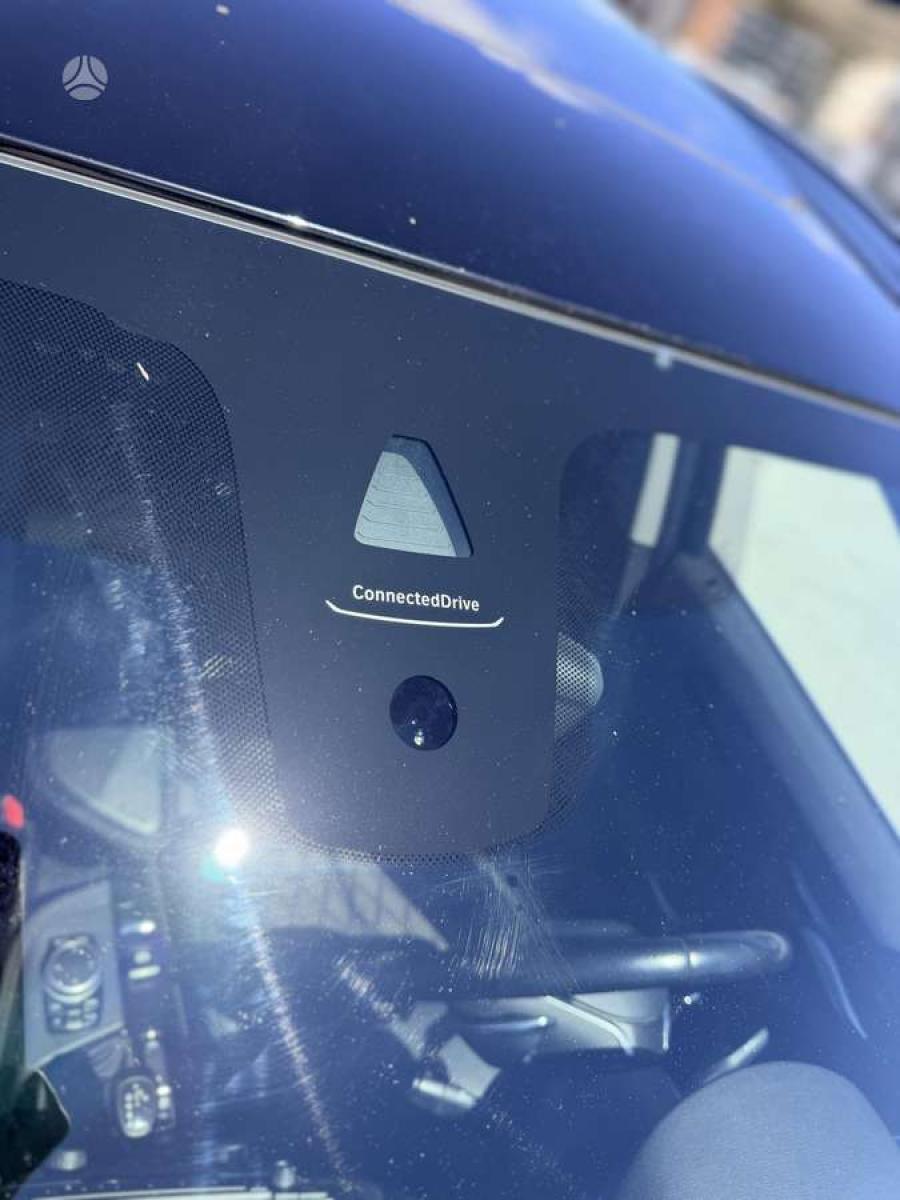 Black BMW X1 2016 in Vilnius, with an engine capacity of 2.00 L and mileage of 214 thousand km for 10600 €, photo 12 on AUTOMOTO.COM.LV