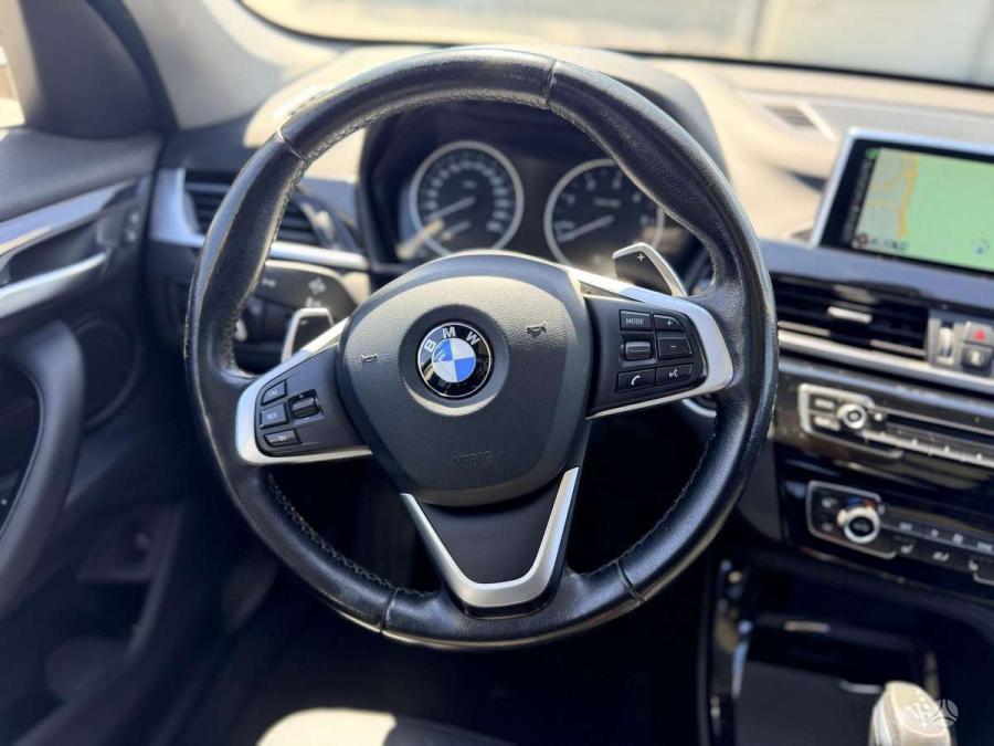 Black BMW X1 2016 in Vilnius, with an engine capacity of 2.00 L and mileage of 214 thousand km for 10600 €, photo 24 on AUTOMOTO.COM.LV