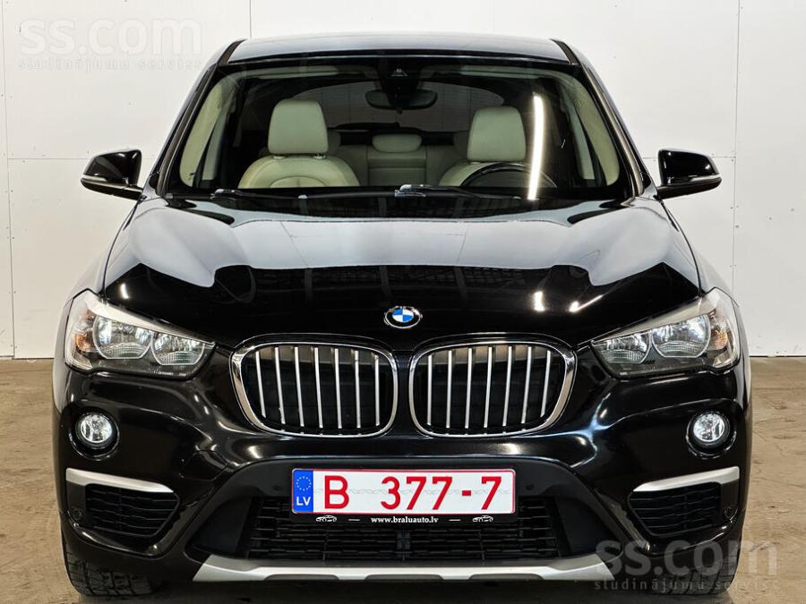 Black BMW X1 2016 in Jurmala, with an engine capacity of 2.00 L and mileage of 269 thousand km for 11990 €, photo 6 on AUTOMOTO.COM.LV