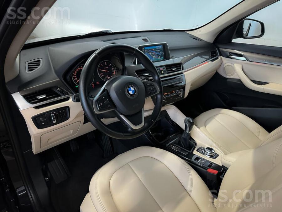 Black BMW X1 2016 in Jurmala, with an engine capacity of 2.00 L and mileage of 269 thousand km for 11990 €, photo 18 on AUTOMOTO.COM.LV