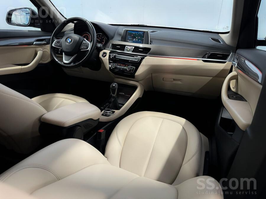 Black BMW X1 2016 in Jurmala, with an engine capacity of 2.00 L and mileage of 269 thousand km for 11990 €, photo 21 on AUTOMOTO.COM.LV