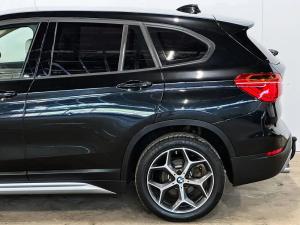 Black BMW X1 2016 in Jurmala, with an engine capacity of 2.00 L and mileage of 269 thousand km for 11990 €, photo 21 on AUTOMOTO.COM.LV