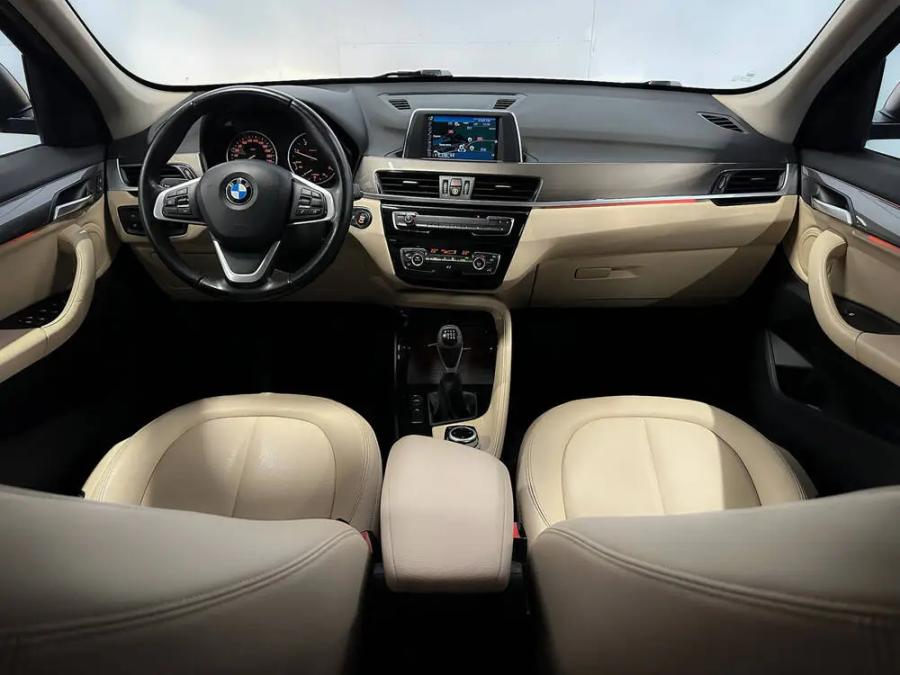 Black BMW X1 2016 in Jurmala, with an engine capacity of 2.00 L and mileage of 269 thousand km for 11990 €, photo 25 on AUTOMOTO.COM.LV