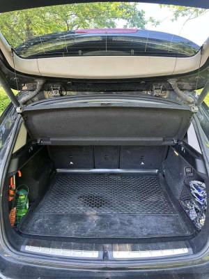 Black BMW X1 2016 in Kaunas, with an engine capacity of 2.00 L and mileage of 287 thousand km for 12500 €, photo 15 on AUTOMOTO.COM.LV