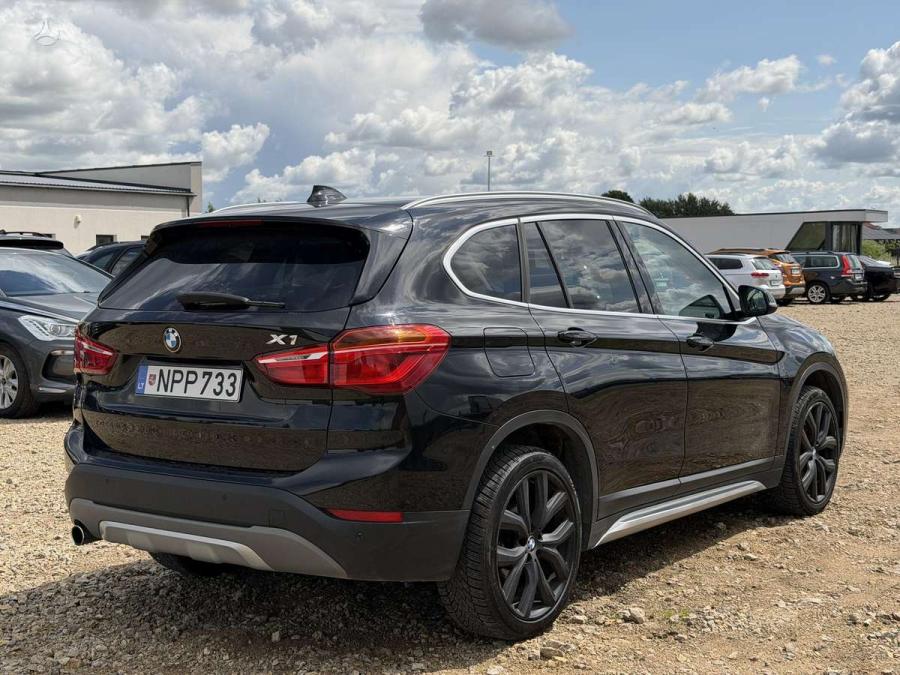 Melns BMW X1 2016 Šauļi, ar dzinēja tilpumu 2.00 L un nobraukumu 157 tūkst. km par 13200 €, foto 6 vietnē AUTOMOTO.COM.LV