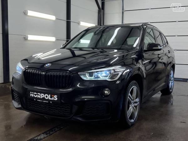 Black BMW X1 2016 in Aukstieji Rusokai, with an engine capacity of 2.00 L and mileage of 340 thousand km for 14278 €, photo 5 on AUTOMOTO.COM.LV