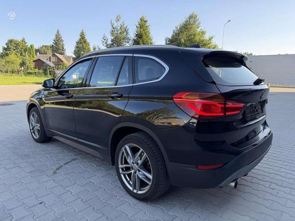 Melns BMW X1 2016 Utena, ar dzinēja tilpumu 2.00 L un nobraukumu 290 tūkst. km par 10950 €, foto 10 vietnē AUTOMOTO.COM.LV