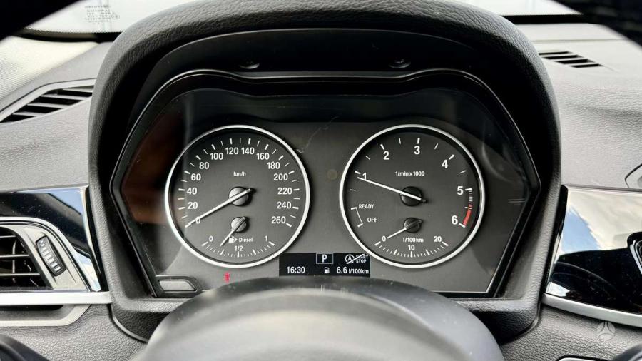Black BMW X1 2016 in Vilnius, with an engine capacity of 2.00 L and mileage of 199 thousand km for 12590 €, photo 28 on AUTOMOTO.COM.LV