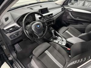 Black BMW X1 2016 in Utena, with an engine capacity of 2.00 L and mileage of 290 thousand km for 11150 €, photo 6 on AUTOMOTO.COM.LV