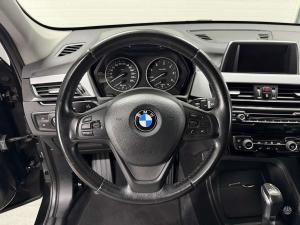 Black BMW X1 2016 in Utena, with an engine capacity of 2.00 L and mileage of 290 thousand km for 11150 €, photo 7 on AUTOMOTO.COM.LV