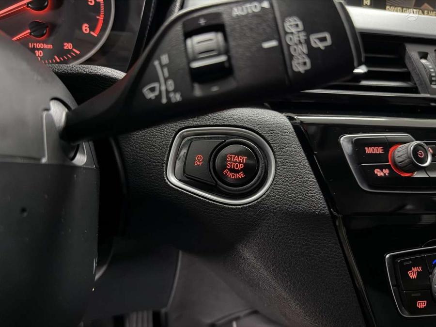 Black BMW X1 2016 in Utena, with an engine capacity of 2.00 L and mileage of 290 thousand km for 11150 €, photo 12 on AUTOMOTO.COM.LV