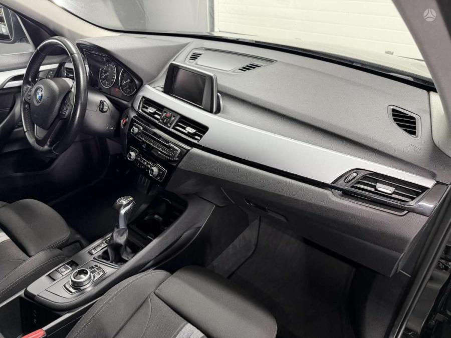 Black BMW X1 2016 in Utena, with an engine capacity of 2.00 L and mileage of 290 thousand km for 11150 €, photo 30 on AUTOMOTO.COM.LV
