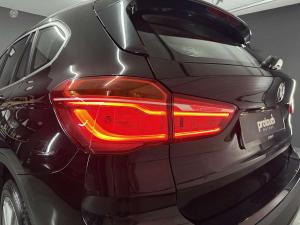 Black BMW X1 2016 in Utena, with an engine capacity of 2.00 L and mileage of 290 thousand km for 11150 €, photo 36 on AUTOMOTO.COM.LV