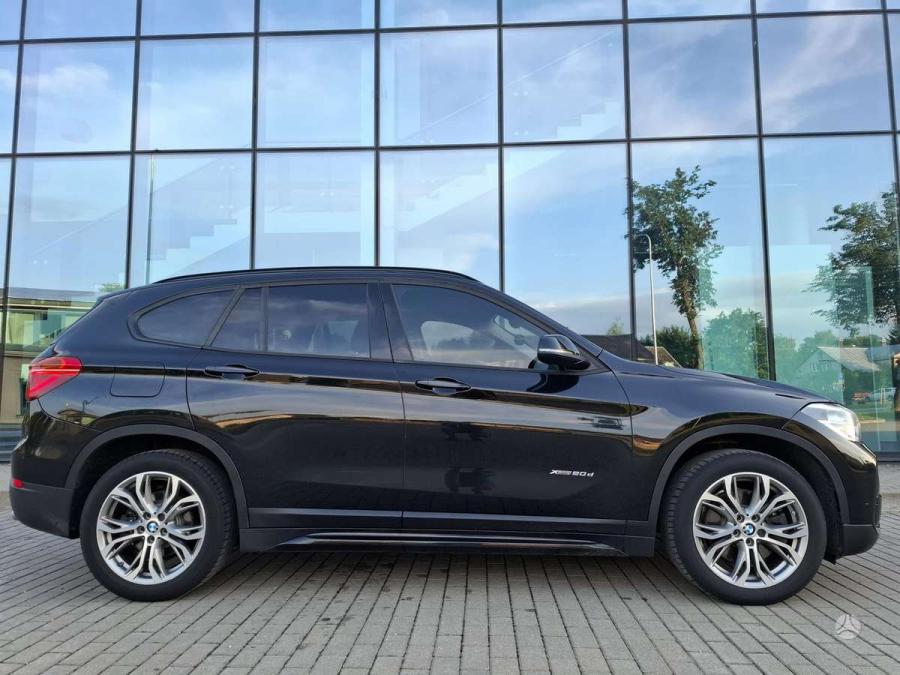 Melns BMW X1 2016 Utena, ar dzinēja tilpumu 2.00 L un nobraukumu 237 tūkst. km par 14150 €, foto 4 vietnē AUTOMOTO.COM.LV