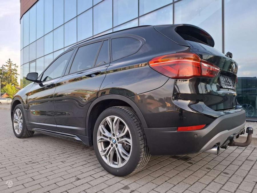 Melns BMW X1 2016 Utena, ar dzinēja tilpumu 2.00 L un nobraukumu 237 tūkst. km par 14150 €, foto 7 vietnē AUTOMOTO.COM.LV