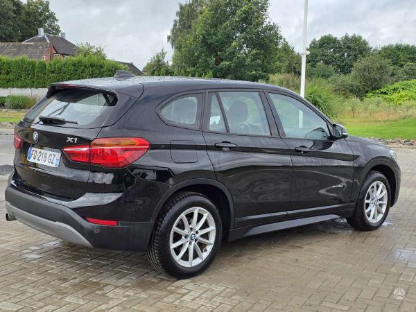 Melns BMW X1 2016 Tauragė, ar dzinēja tilpumu 2.00 L un nobraukumu 300 tūkst. km par 7490 €, foto 6 vietnē AUTOMOTO.COM.LV