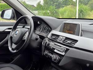 Black BMW X1 2016 in Taurage, with an engine capacity of 2.00 L and mileage of 300 thousand km for 7490 €, photo 12 on AUTOMOTO.COM.LV