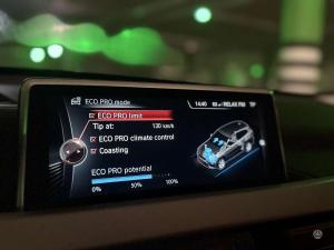 Black BMW X1 2016 in Vilnius, with an engine capacity of 2.00 L and mileage of 288 thousand km for 14500 €, photo 11 on AUTOMOTO.COM.LV