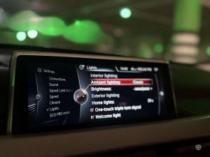 Black BMW X1 2016 in Vilnius, with an engine capacity of 2.00 L and mileage of 288 thousand km for 14500 €, photo 14 on AUTOMOTO.COM.LV