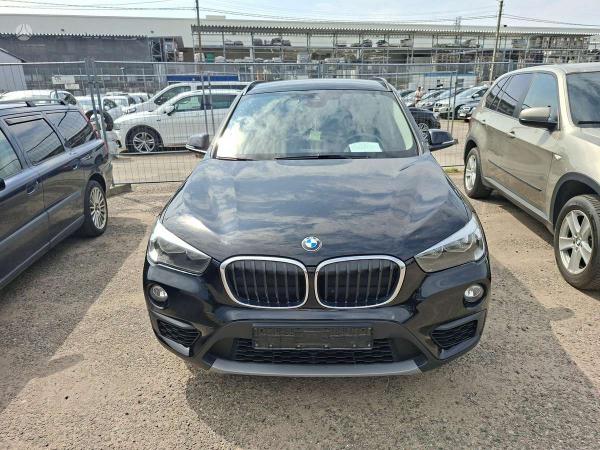 Black BMW X1 2016 in Kaunas, with an engine capacity of 2.00 L and mileage of 248 thousand km for 9900 €, photo 5 on AUTOMOTO.COM.LV