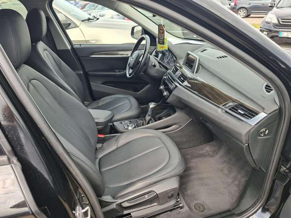 Black BMW X1 2016 in Kaunas, with an engine capacity of 2.00 L and mileage of 248 thousand km for 9900 €, photo 6 on AUTOMOTO.COM.LV