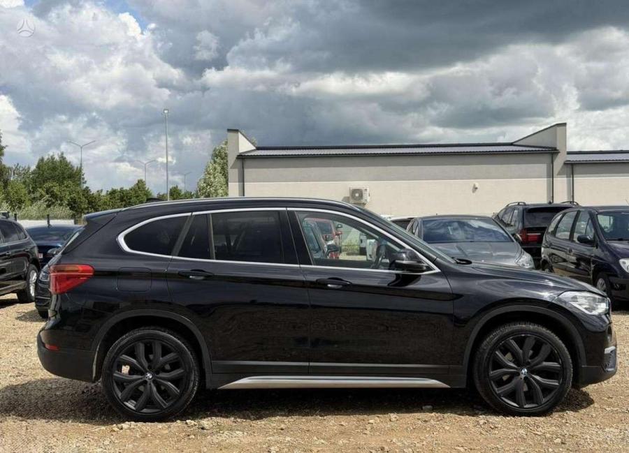 Melns BMW X1 2016 Šauļi, ar dzinēja tilpumu 2.00 L un nobraukumu 157 tūkst. km par 13175 €, foto 5 vietnē AUTOMOTO.COM.LV