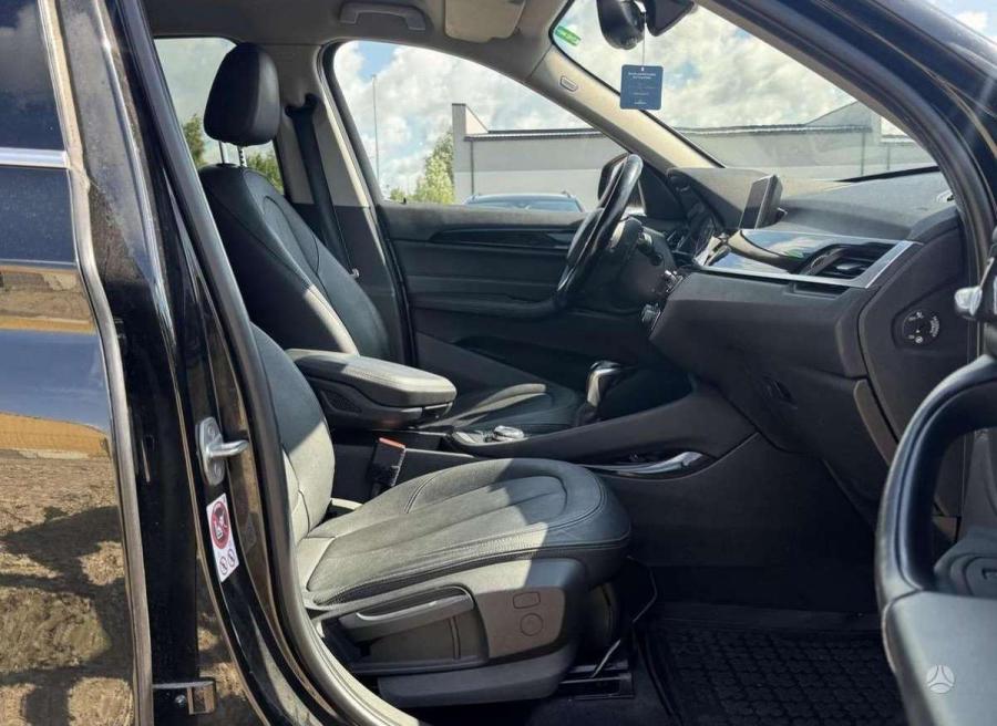 Melns BMW X1 2016 Šauļi, ar dzinēja tilpumu 2.00 L un nobraukumu 157 tūkst. km par 13175 €, foto 16 vietnē AUTOMOTO.COM.LV