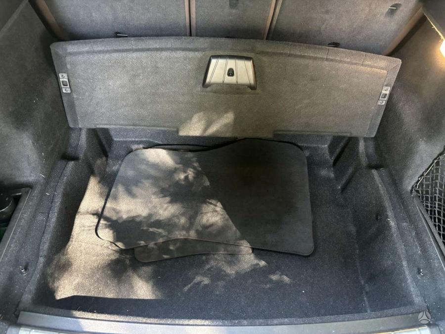 Melns BMW X1 2016 Kauņa, ar dzinēja tilpumu 2.00 L un nobraukumu 200 tūkst. km par 13990 €, foto 17 vietnē AUTOMOTO.COM.LV