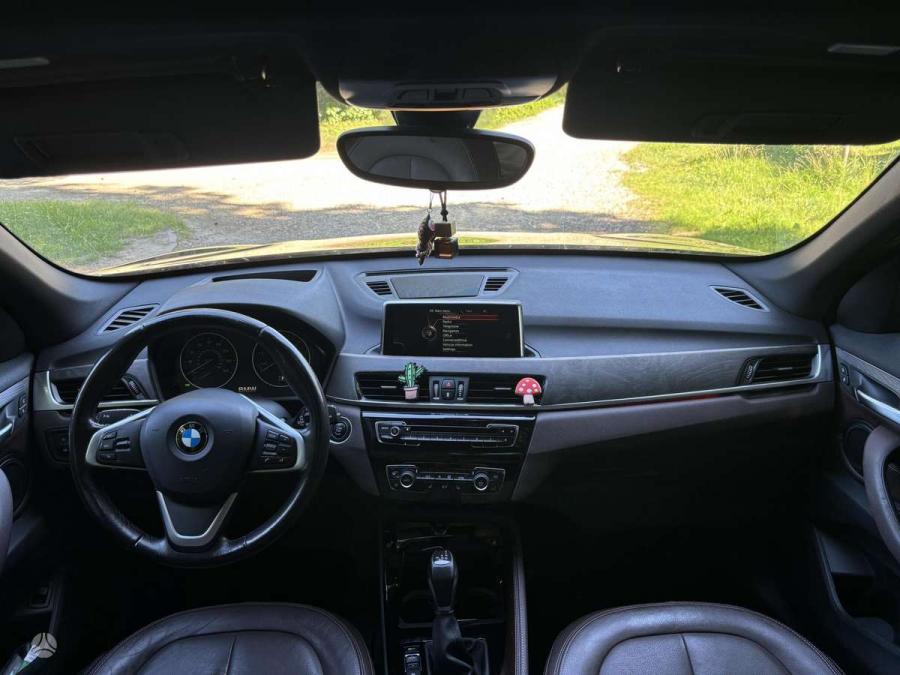 Melns BMW X1 2016 Kauņa, ar dzinēja tilpumu 2.00 L un nobraukumu 200 tūkst. km par 13990 €, foto 21 vietnē AUTOMOTO.COM.LV