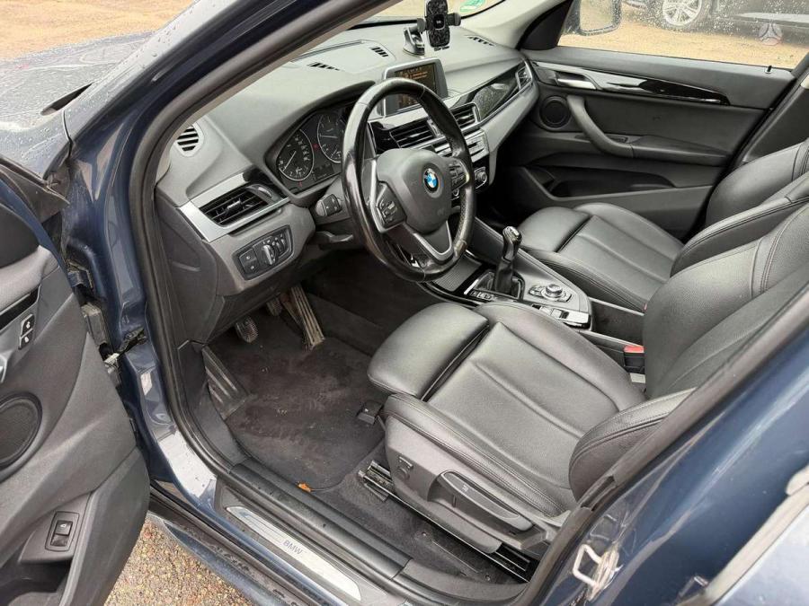 Black BMW X1 2016 in Raseiniai, with an engine capacity of 2.00 L and mileage of 171 thousand km for 9300 €, photo 10 on AUTOMOTO.COM.LV