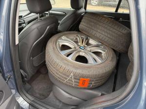 Black BMW X1 2016 in Raseiniai, with an engine capacity of 2.00 L and mileage of 171 thousand km for 9300 €, photo 13 on AUTOMOTO.COM.LV