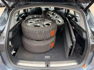 Black BMW X1 2016 in Raseiniai, with an engine capacity of 2.00 L and mileage of 171 thousand km for 9300 €, photo 15 on AUTOMOTO.COM.LV