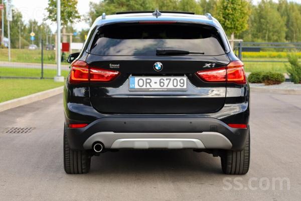 Black BMW X1 2016 in Jelgava, with an engine capacity of 2.00 L and mileage of 0 thousand km for 12990 €, photo 6 on AUTOMOTO.COM.LV