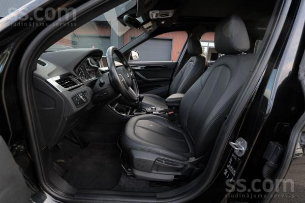 Black BMW X1 2016 in Jelgava, with an engine capacity of 2.00 L and mileage of 0 thousand km for 12990 €, photo 8 on AUTOMOTO.COM.LV