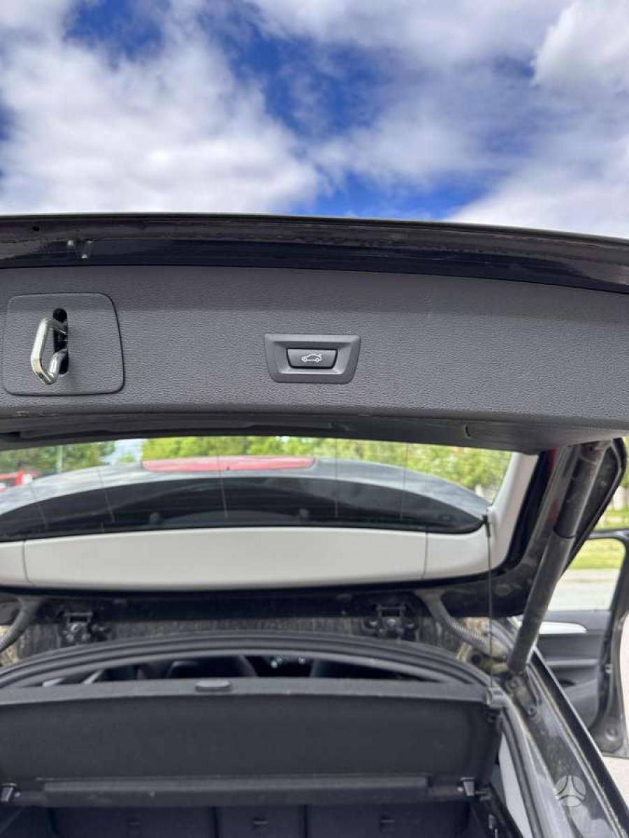 Melns BMW X1 2016 Kauņa, ar dzinēja tilpumu 2.00 L un nobraukumu 298 tūkst. km par 9300 €, foto 13 vietnē AUTOMOTO.COM.LV