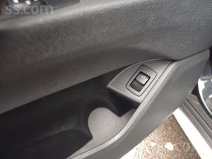 Melns BMW X1 2016 Valmiera, ar dzinēja tilpumu 2.00 L un nobraukumu 185 tūkst. km par 11200 €, foto 17 vietnē AUTOMOTO.COM.LV