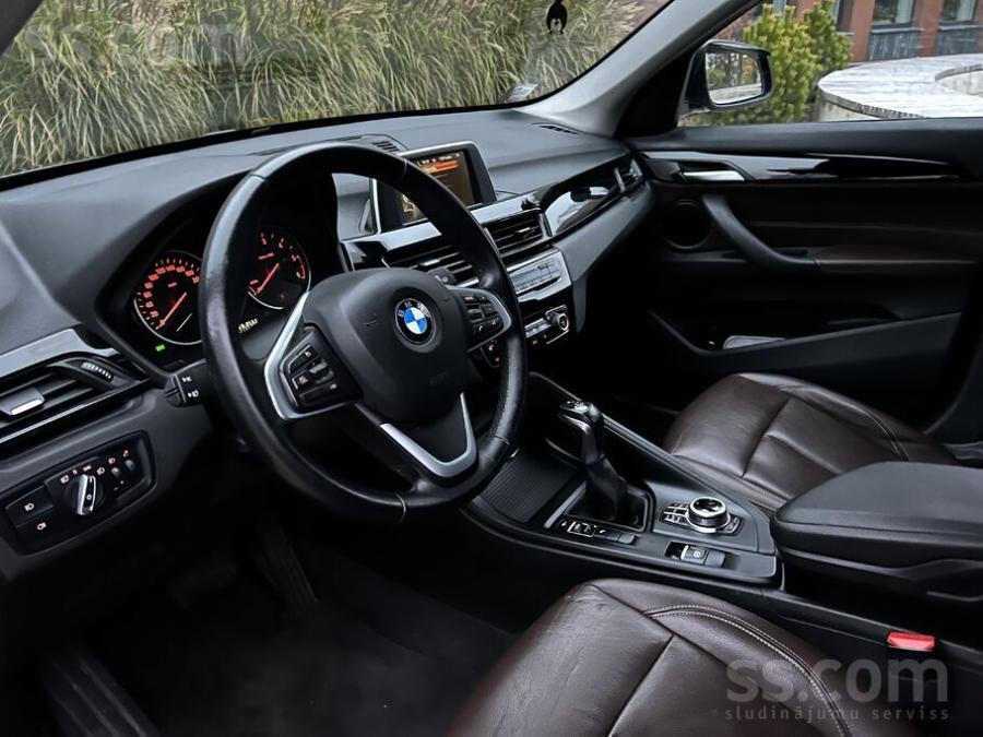 Black BMW X1 2016 in Dobele, with an engine capacity of 2.00 L and mileage of 267 thousand km for 9500 €, photo 4 on AUTOMOTO.COM.LV