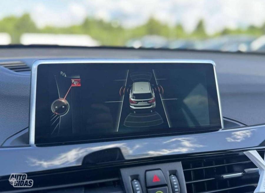 Black BMW X1 2016 in Siauliai, with an engine capacity of 2.00 L and mileage of 157 thousand km for 12700 €, photo 23 on AUTOMOTO.COM.LV
