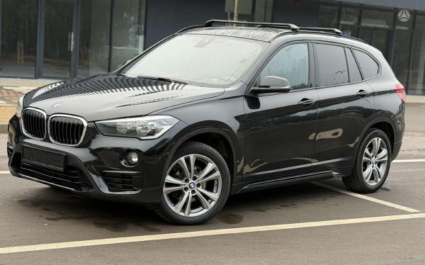 Black BMW X1 2017 in Utena, with an engine capacity of 2.00 L and mileage of 260 thousand km for 11350 €, photo 4 on AUTOMOTO.COM.LV
