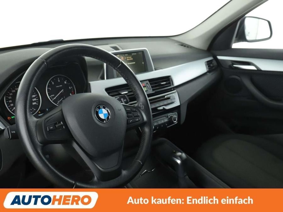 Black BMW X1 2017 in Kaunas, with an engine capacity of 2.00 L and mileage of 39 thousand km for 24038 €, photo 11 on AUTOMOTO.COM.LV