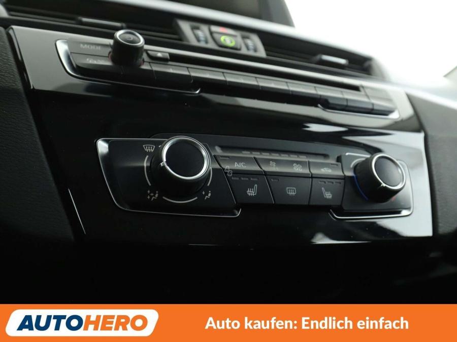 Black BMW X1 2017 in Kaunas, with an engine capacity of 2.00 L and mileage of 39 thousand km for 24038 €, photo 23 on AUTOMOTO.COM.LV