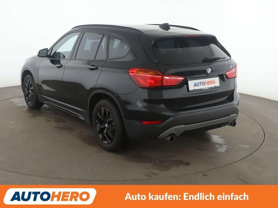 Black BMW X1 2017 in Kaunas, with an engine capacity of 2.00 L and mileage of 66 thousand km for 24450 €, photo 4 on AUTOMOTO.COM.LV