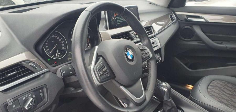 Melns BMW X1 2017 Tauragė, ar dzinēja tilpumu 2.00 L un nobraukumu 84 tūkst. km par 15600 €, foto 10 vietnē AUTOMOTO.COM.LV