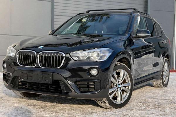 Black BMW X1 2017 in Utena, with an engine capacity of 2.00 L and mileage of 261 thousand km for 11200 €, photo 2 on AUTOMOTO.COM.LV