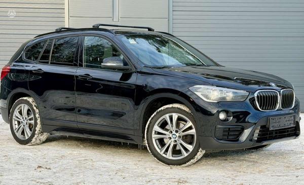 Black BMW X1 2017 in Utena, with an engine capacity of 2.00 L and mileage of 261 thousand km for 11200 €, photo 5 on AUTOMOTO.COM.LV